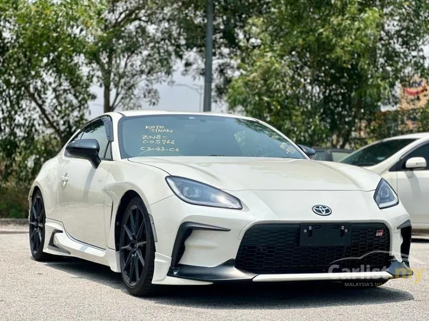 Recon 2022 Toyota GR86 2.4 RZ Coupe Manual Unregistered HKS Exhaust System Forged Carbon Trim ...