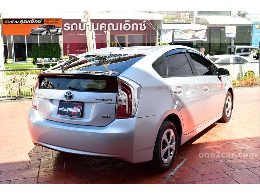 2014 Toyota Prius 1.8 (ปี 09-16) Hybrid Standard grade Hatchback AT มือ ...