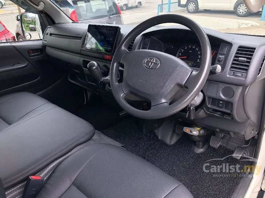 Terpakai 2018 Toyota Hiace 2.5 D (M) Panel Van Mileage 72190KM Toyota ...