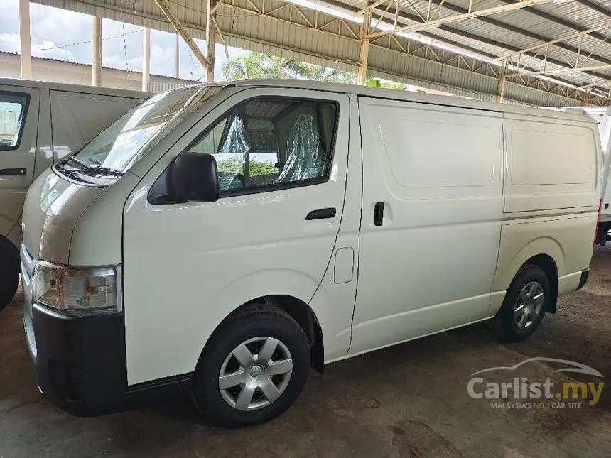 Baru 2022 Toyota Hiace 2.5 Panel Van Turbo Diesel - Carlist.my