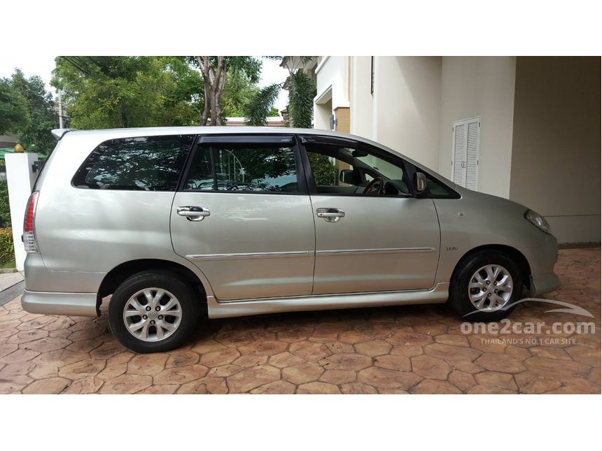 Toyota Innova 2011 (ปี 04-11) G Option 2.0 เกียร์อัตโนมัติ สีเงิน ...