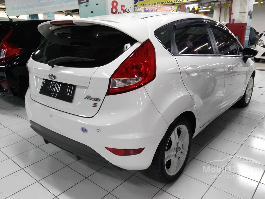 Jual Mobil Ford Fiesta 2012 Sport+ 1.6 di Jawa Timur Automatic ...