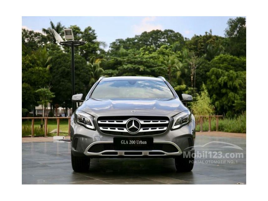 Jual Mobil Mercedes-Benz GLA200 2018 AMG 1.6 di DKI Jakarta Automatic ...