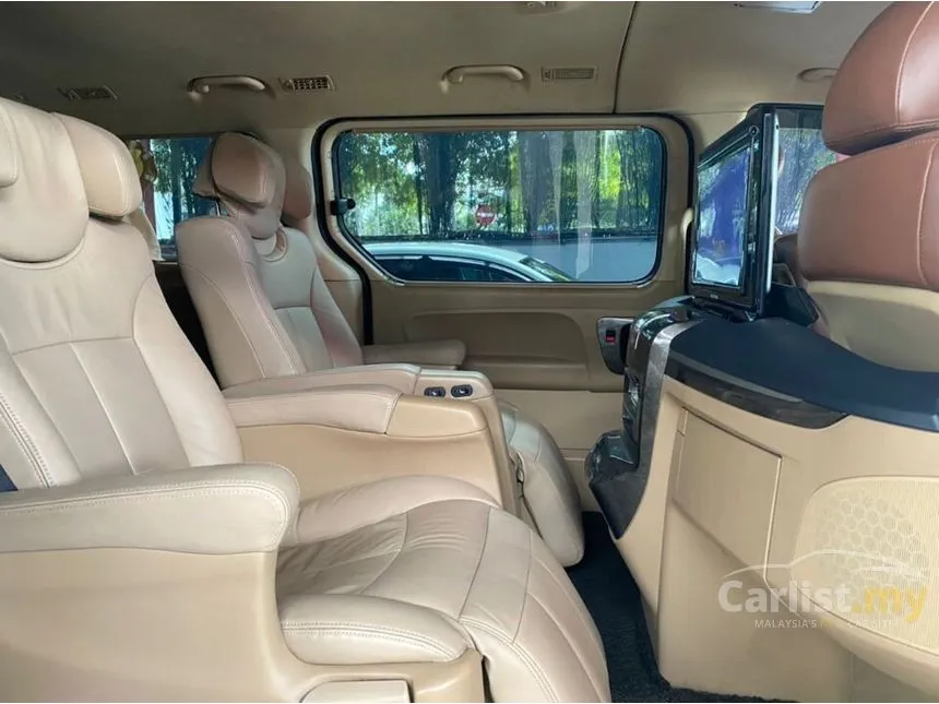 Used Hyundai Grand Starex 2.5 GLS Premium Royale Lounge VIP Pilot Seat ...