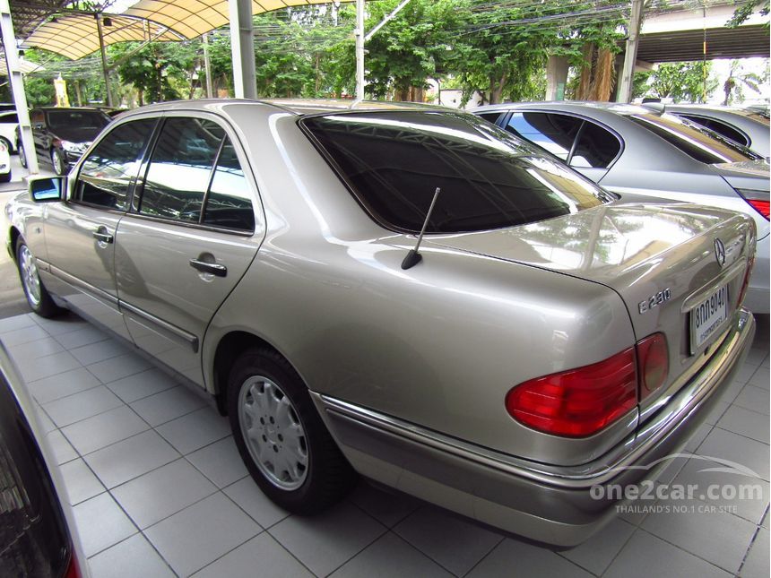 Mercedes-Benz E230 1996 Elegance 2.3 in กรุงเทพและปริมณฑล Automatic ...