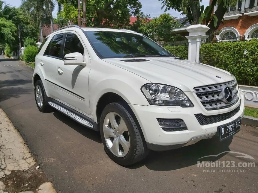Jual Mobil Mercedes-Benz ML300 2011 4MATIC 3.0 di DKI Jakarta Automatic ...