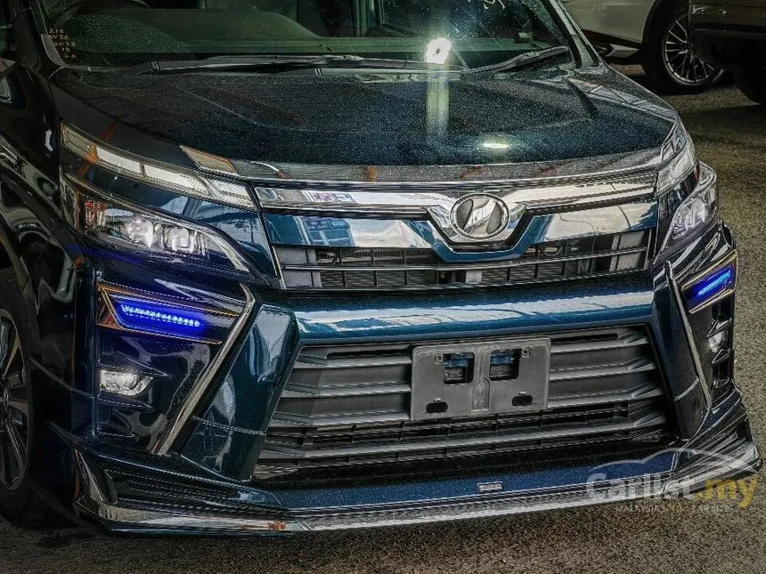 Recon 2018 Toyota Voxy 2.0 ZS Kirameki Edition 7 Seated MPV Modellista Full Bodykits 2 Power ...