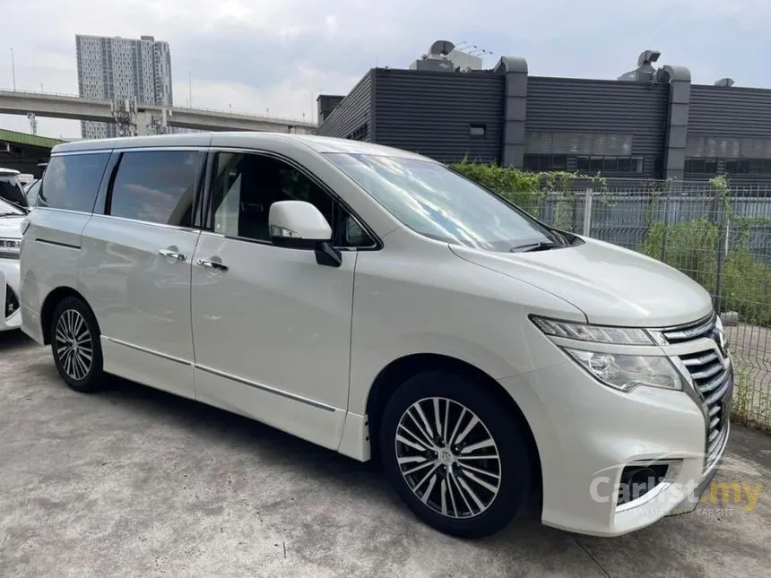 Recon 2018 Nissan Elgrand 2.5 High-Way Star S 2POWERDOOR JPN UNREG - Carlist.my