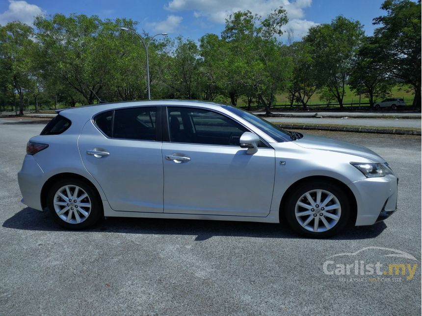 Lexus CT200h 2012 Luxury 1.8 in Kuala Lumpur Automatic Hatchback Silver ...