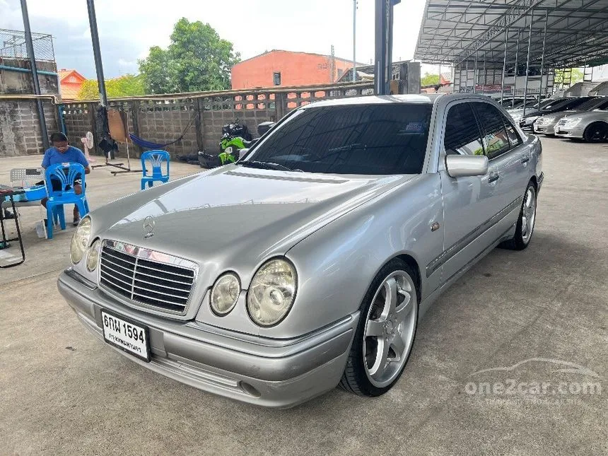 1998 Mercedes-Benz E230 2.3 W210 (ปี 95-03) Elegance Sedan for sale on One2car