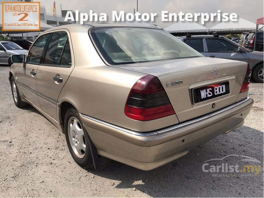 Mercedes-Benz C200 2000 Avantgarde 2.0 in Selangor Automatic Sedan Gold ...