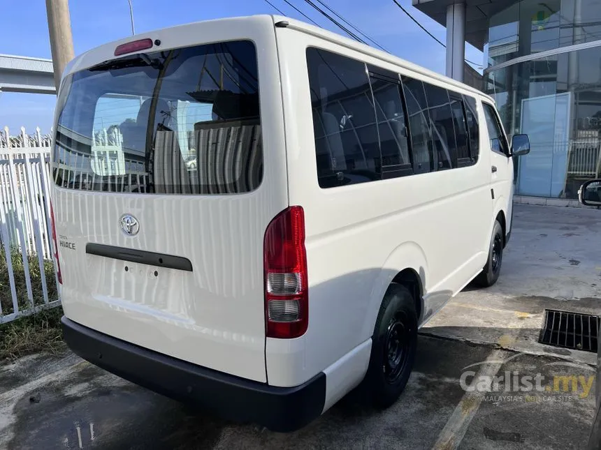 New Brand New Toyota Hiace 2.5 Window Van - Carlist.my