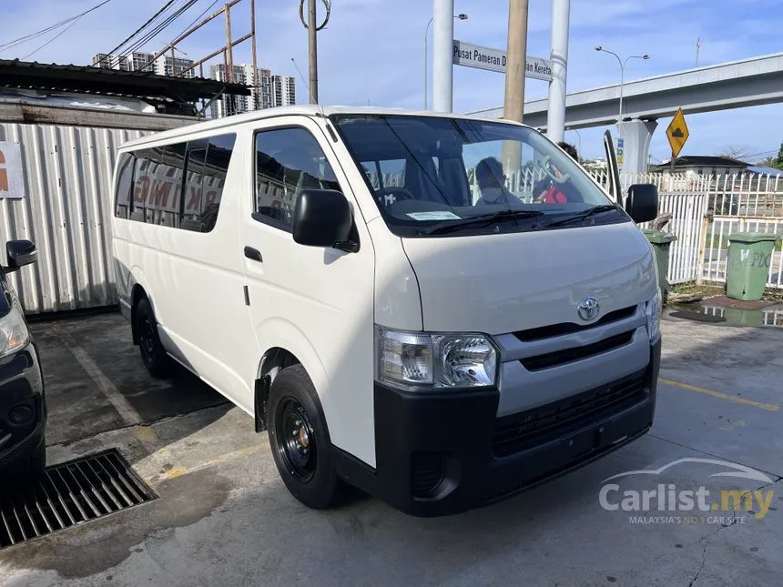 New Brand New Toyota Hiace 2.5 Window Van - Carlist.my