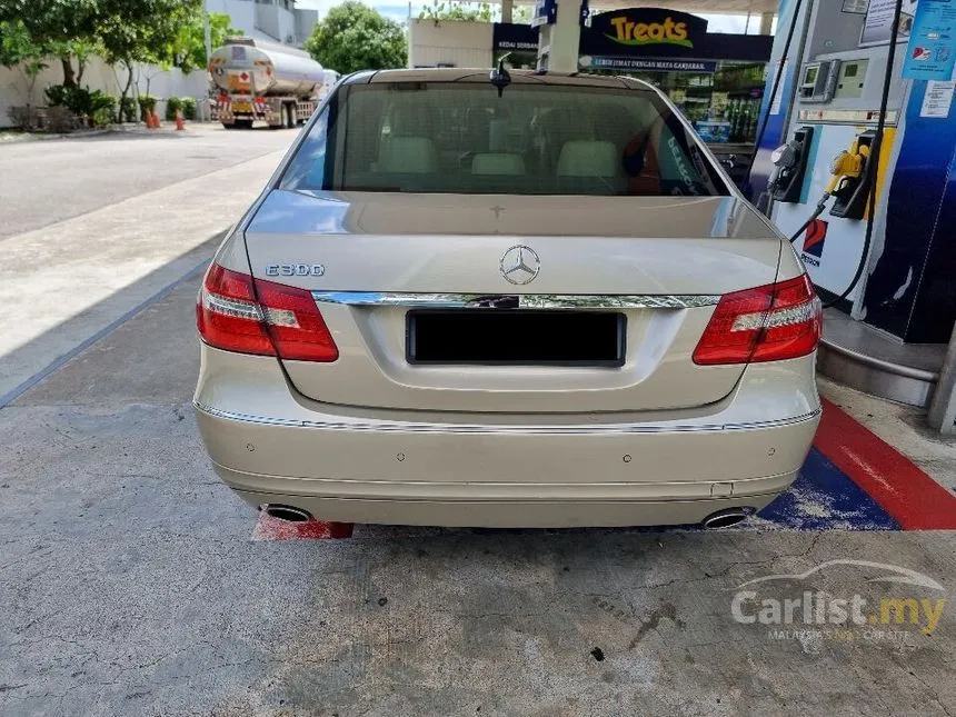 Used 2011 Mercedes-Benz E300 3.0 Avantgarde Sedan - Carlist.my