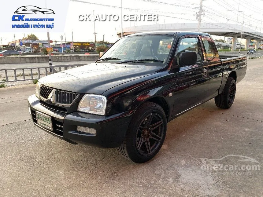 2005 Mitsubishi Strada 2.5 MEGA CAB GL Pickup MT for sale on One2car