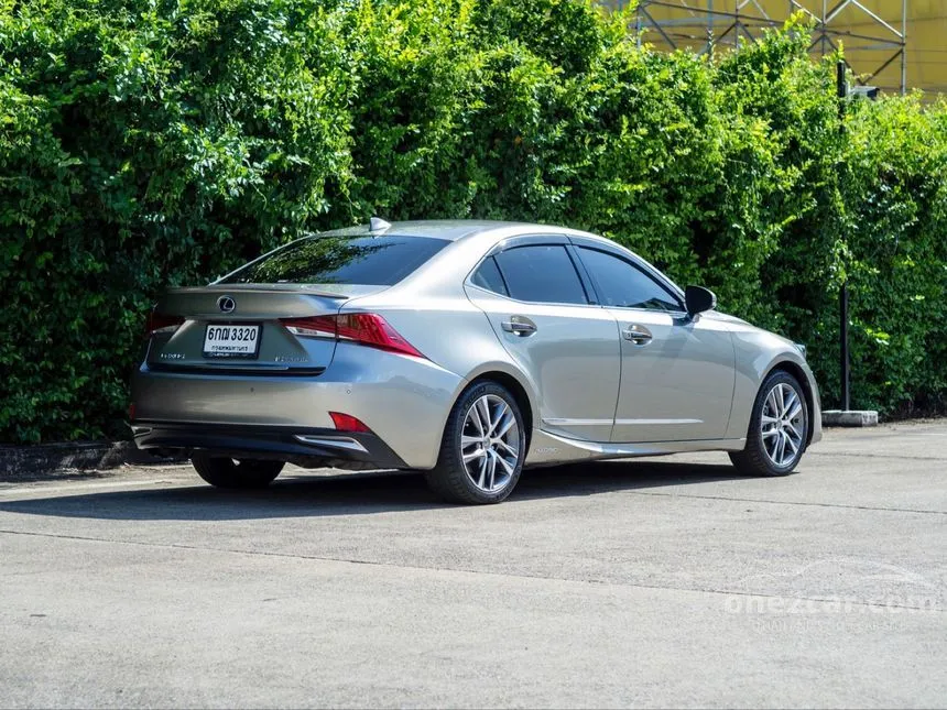 2017 Lexus IS300h 2.5 (ปี 12-16) Premium Sedan AT for sale on One2car