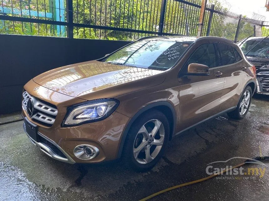 Recon 2017 MercedesBenz GLA180 1.6 KEYLESS HARMON KARDON POWER BOOT LOW ...