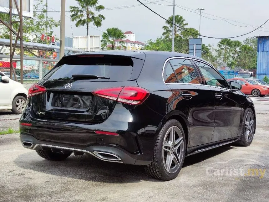 Mercedes-Benz A250 2018 AMG 2.0 in Kuala Lumpur Automatic Hatchback Black for RM 222,000 ...