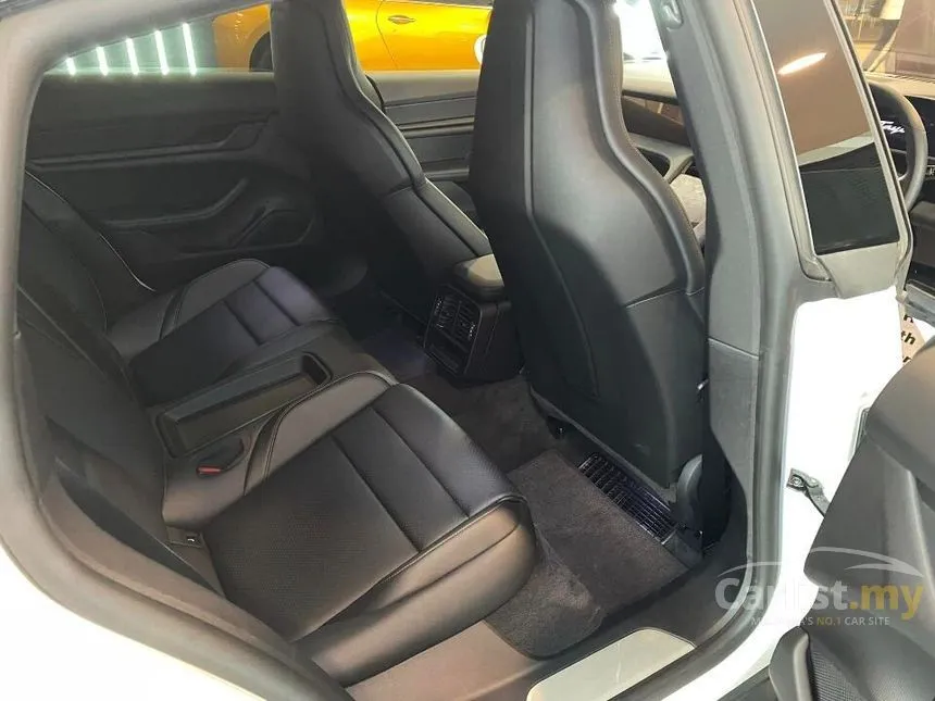 Recon 2021 Porsche Taycan 0.0 4S Cross Turismo Wagon - Carlist.my