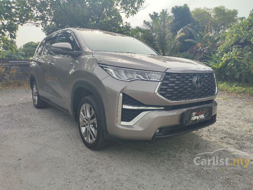 Used 2023 Toyota Innova Zenix 2.0 V Hybrid MPV - Carlist.my