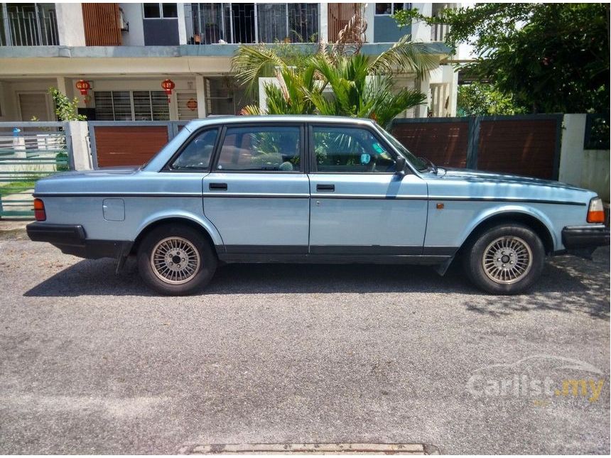 Used 1992 Volvo 240 SE Classic (A) - Carlist.my