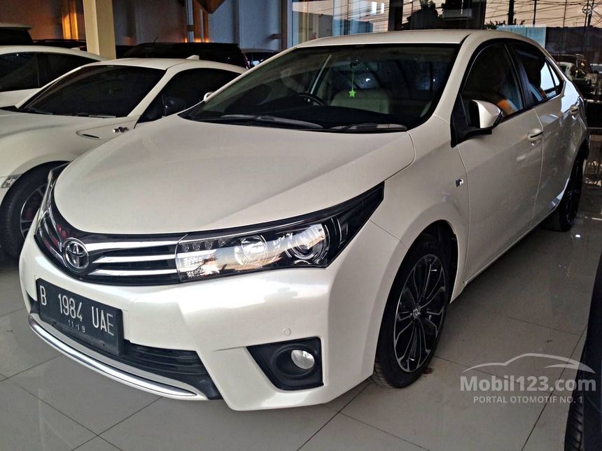 Jual Mobil Toyota Corolla Altis 2014 V 1.8 di Jawa Barat Automatic ...