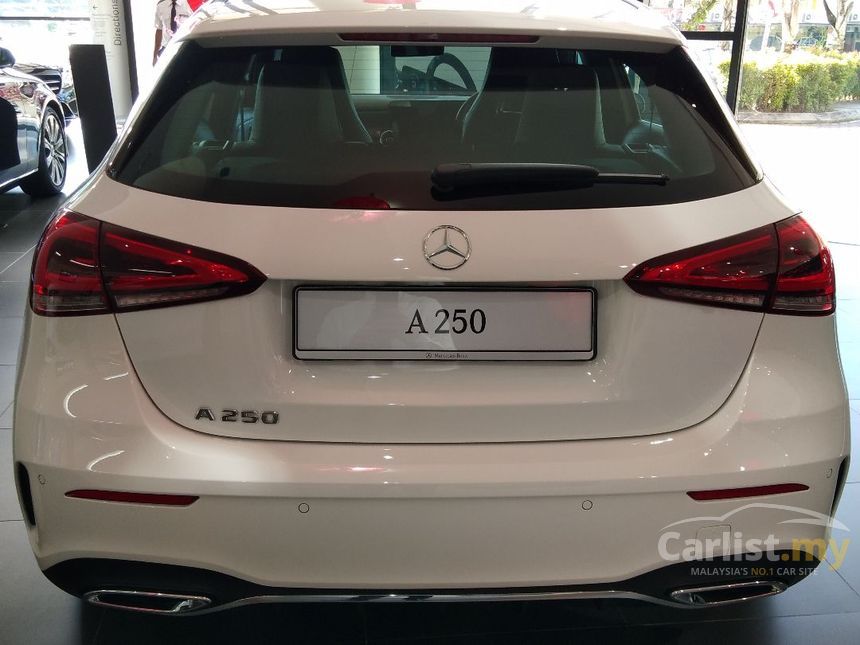 Mercedes-Benz A250 2018 AMG 2.0 in Kuala Lumpur Automatic Hatchback White for RM 218,800 ...