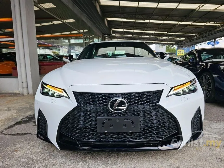 Recon LEXUS IS300 2.0 TURBO F-SPORT SEDAN -F-SPORT PACKAGE, 4POT ...