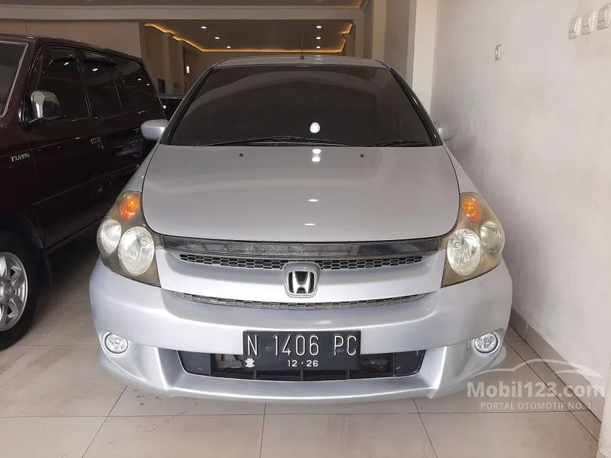 Jual Mobil Honda Stream 2005 2 2.0 di Jawa Timur Automatic MPV Silver ...