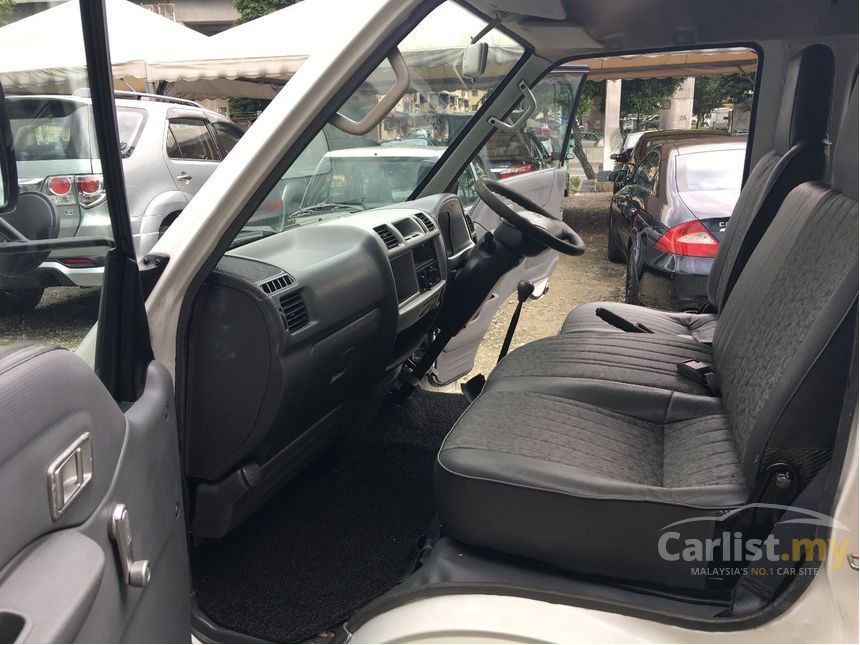 Used Ford Econovan 2.5 (M) Window Van 8 Seater03 - Carlist.my