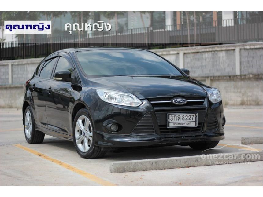 Ford Focus 2012 Trend 1.6 in กรุงเทพและปริมณฑล Automatic Hatchback สีดำ ...