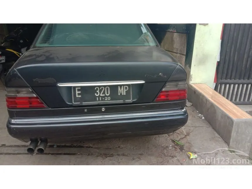 Jual Mobil Mercedes-Benz E320 1996 W124 3.2 L6 Manual 3.2 di Jawa Barat Manual Sedan Hitam Rp 80 ...