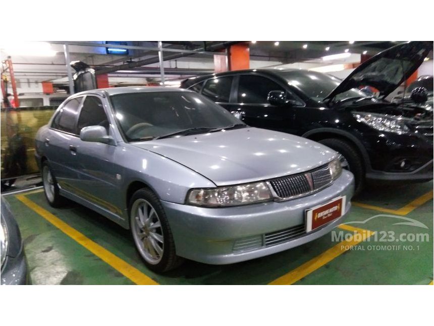 Jual Mobil Mitsubishi Lancer 2001 GLXi 1.6 di Jawa Barat Manual Sedan ...