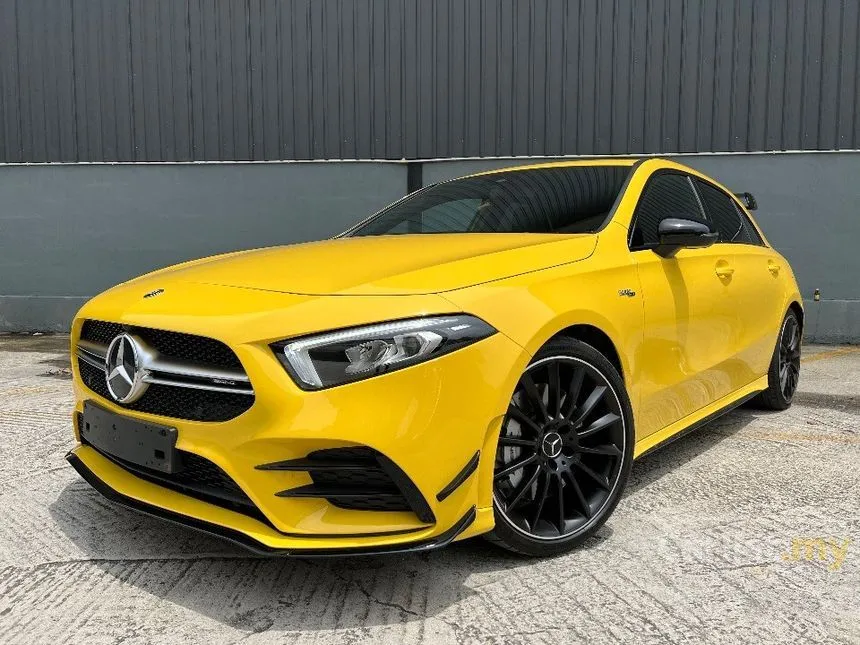 Recon 2019 Mercedes-Benz A35 AMG 2.0 4MATIC Hatchback - AMG Bodykit - Good Condition - Carlist.my