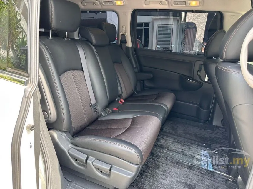 Recon 2018 Nissan Elgrand 2.5 High-Way Star 8 seater Half leather - Carlist.my
