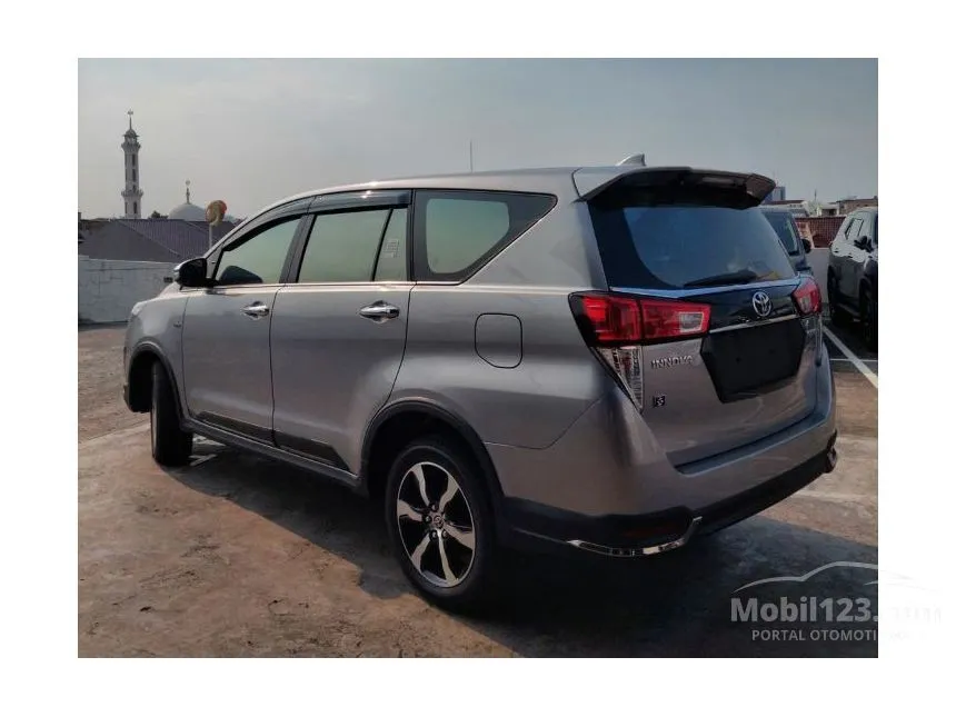 Jual Mobil Toyota Innova Venturer 2022 2.4 di DKI Jakarta Automatic ...