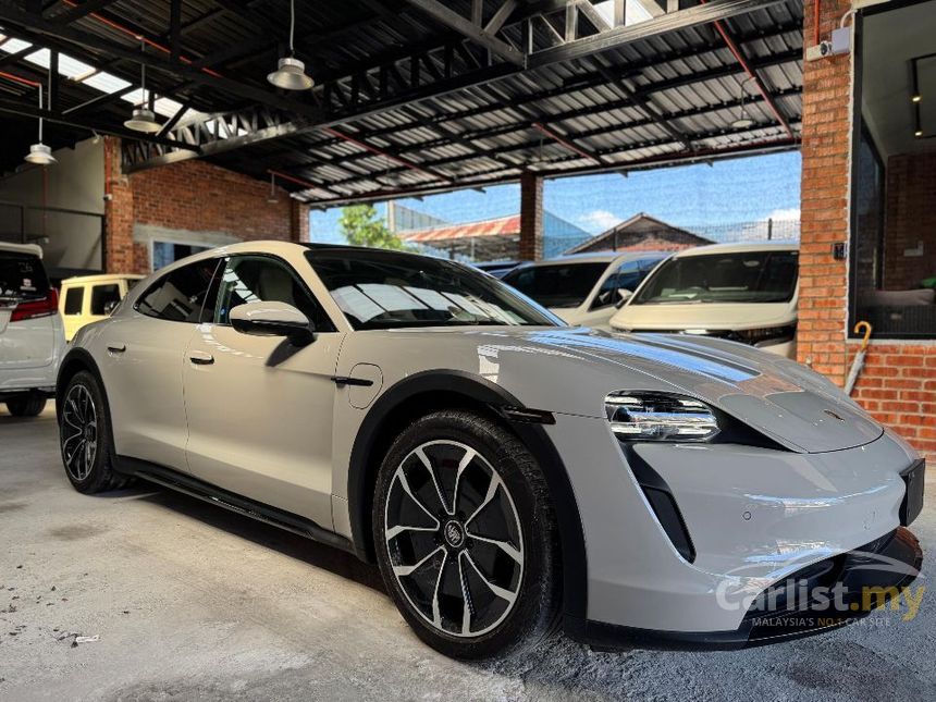 Recon 2022 Porsche Taycan 4 Cross Turismo Wagon - Carlist.my