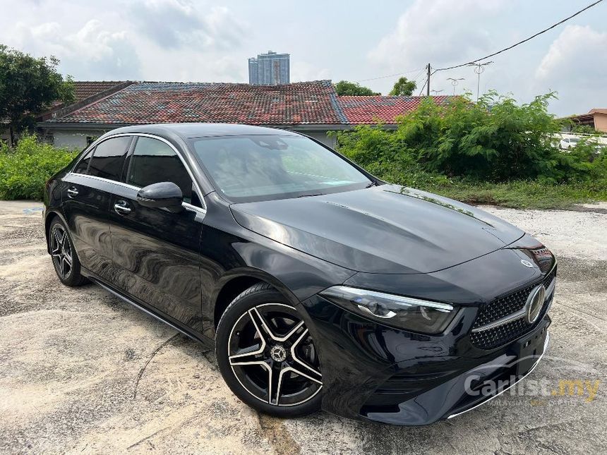 Recon 2023 Mercedes-Benz A180 1.3 AMG Line Sedan FACELIFT MODEL ...