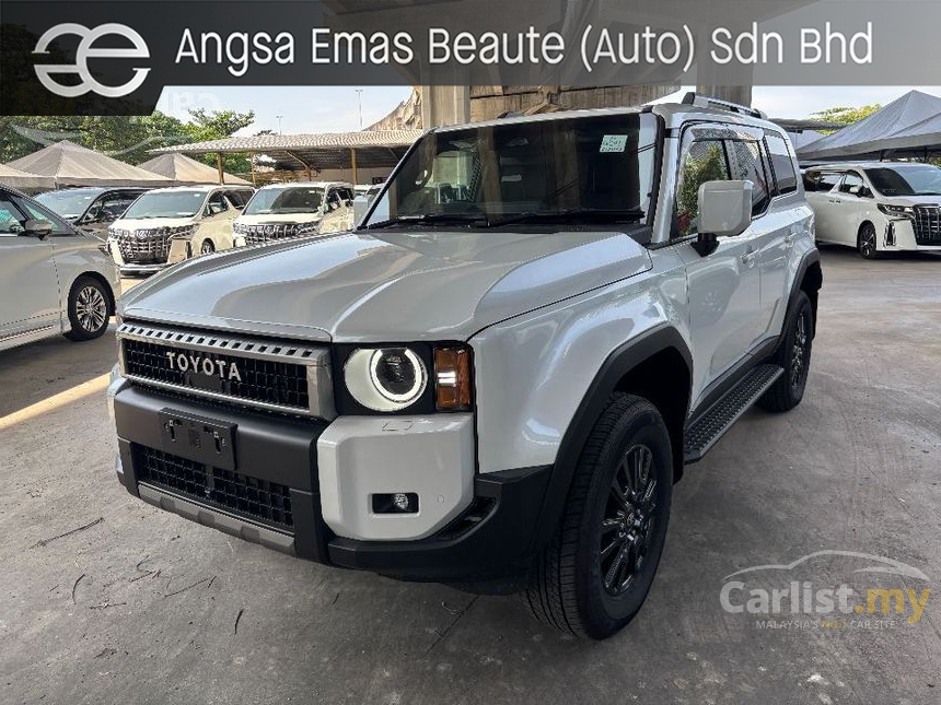 Recon 2024 Toyota Land Cruiser 2.7 250 VX SUV 6A NEW CAR 31km only ...