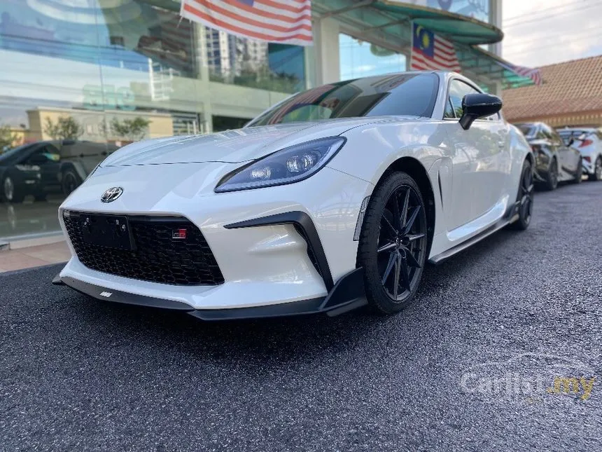 Recon 2022 Toyota GR86 2.4 RZ Coupe - Carlist.my