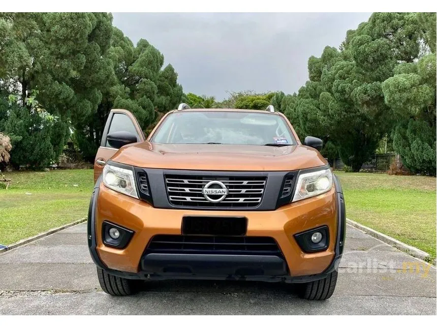 Nissan Navara 2018 NP300 VL 2.5 in Johor Automatic Pickup Truck Orange ...