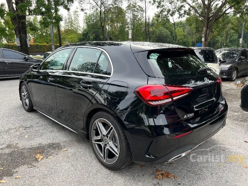 Recon 2018 Mercedes-Benz A250 2.0 AMG Line Hatchback READY STOCK NEW STOCK RECON UNREG - Carlist.my