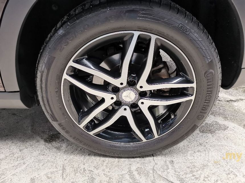 Mercedes-Benz GLA200 2015 1.6 in Selangor Automatic SUV Maroon for RM ...