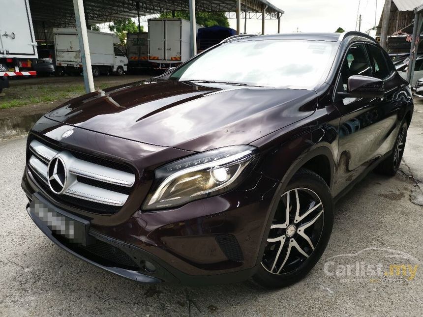 Mercedes-Benz GLA200 2015 1.6 in Selangor Automatic SUV Maroon for RM ...