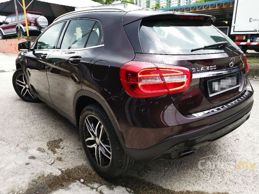 Mercedes-Benz GLA200 2015 1.6 in Selangor Automatic SUV Maroon for RM ...