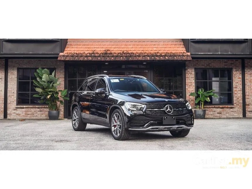 Recon 2020 Mercedes-Benz GLC300 2.0 4MATIC AMG SUV FULL SPEC LOW MILEAGE - Carlist.my