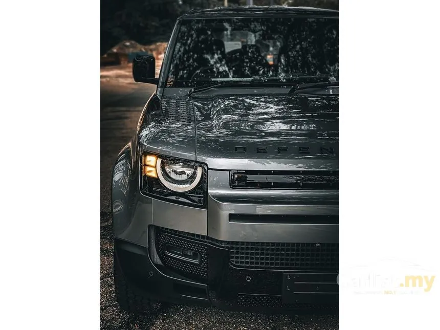 Recon ARMY MILITARY BULKY CAR WITH 7SEATERS SPEC 2021 Land Rover ...