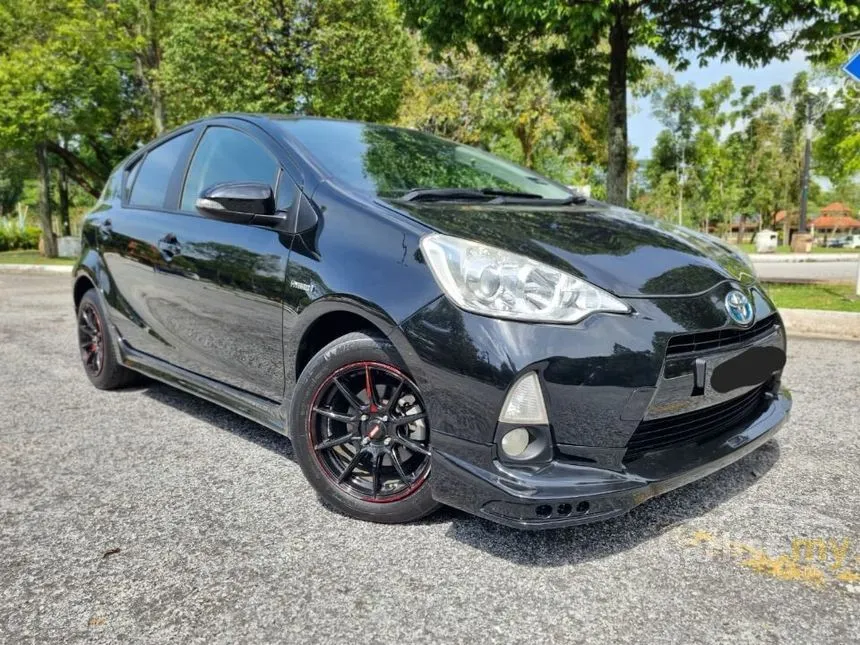 Used Toyota Prius C 1.5 Hybrid Hatchback 1Lady Onwer Fu/Lo With 1Yrs ...