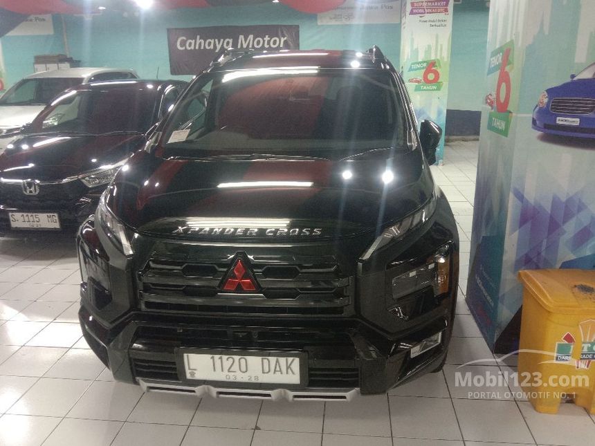 Jual Mobil Mitsubishi Xpander Cross 2022 Premium 1.5 di Jawa Timur ...