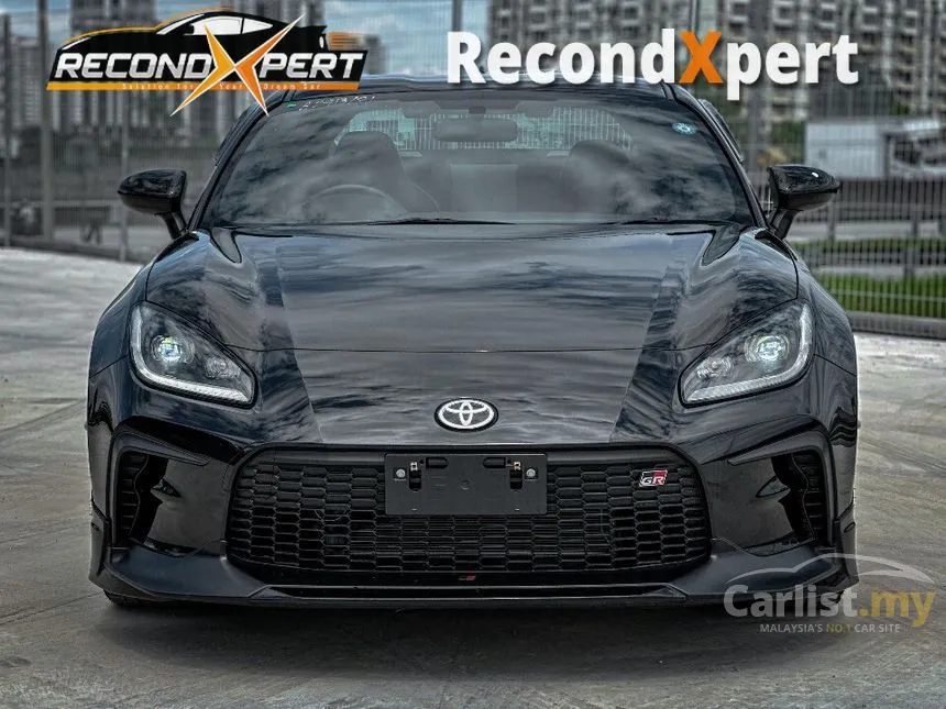 Recon UNREG 2021 Toyota GR86 2.4 RZ Coupe Automatic GR Bucket Seat TRD Bodykit - Carlist.my